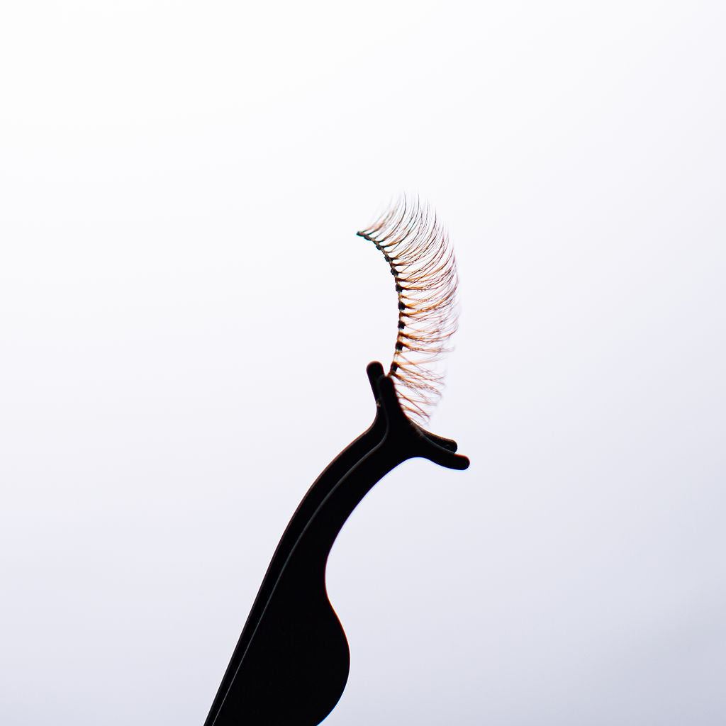 Easy to apply, natural looking magnetic lashes | Lash Armour