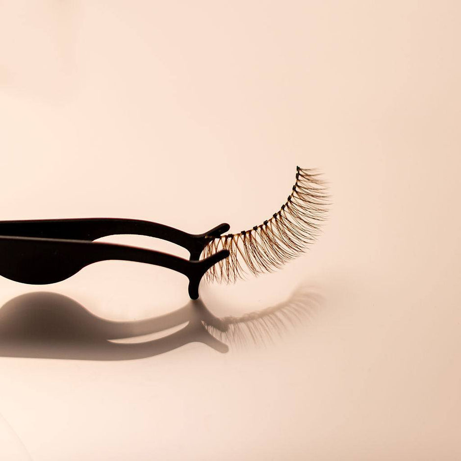 Easy to apply, natural looking magnetic lashes | Lash Armour