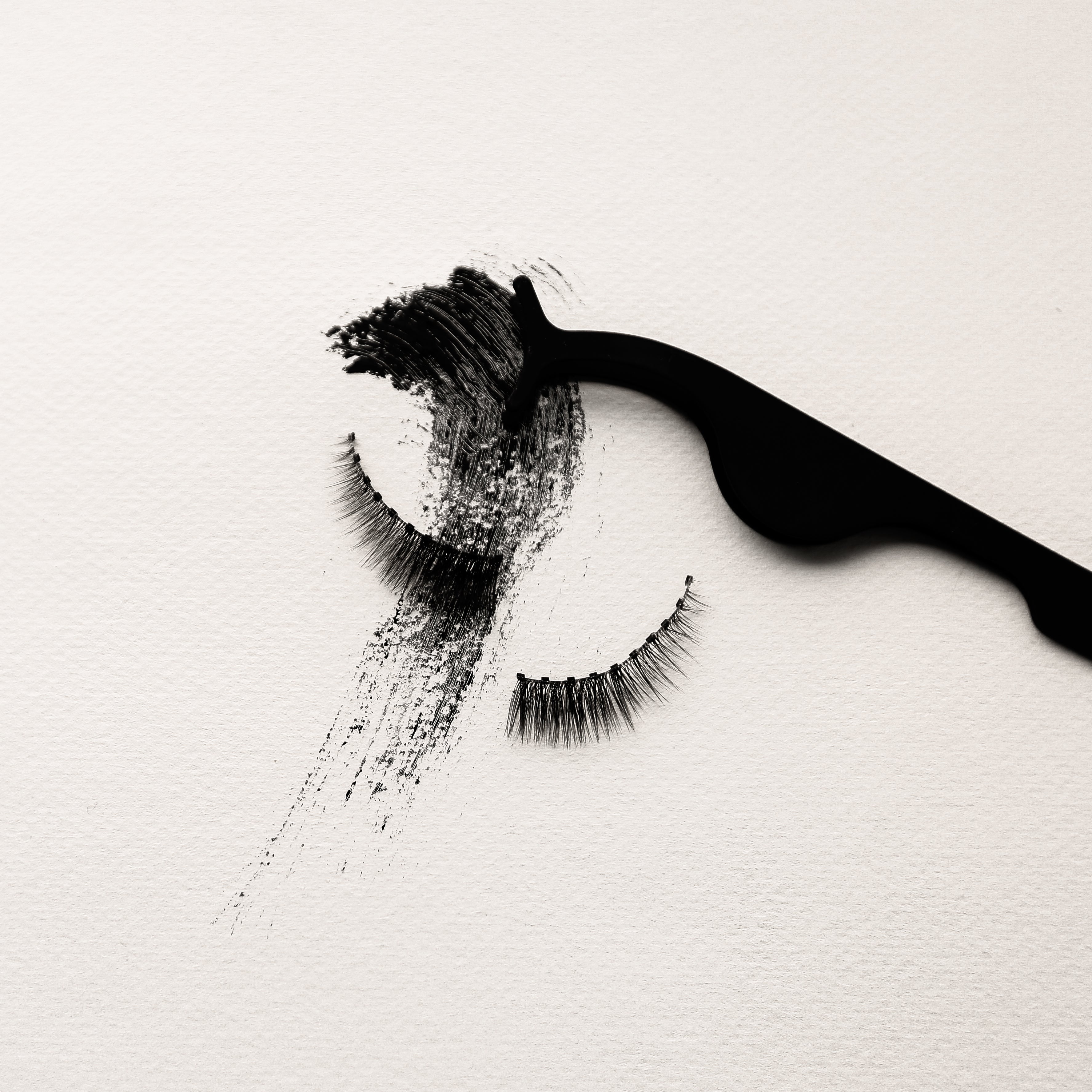 Easy to apply, natural looking magnetic lashes | Lash Armour